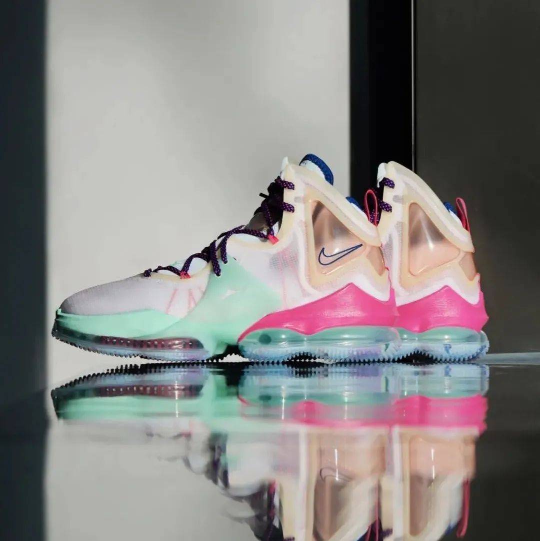 SOAR 限量发售｜NIKE LEBRON XIX EP “VALENTINE'S DAY”_LeBron_Nike_鞋舌