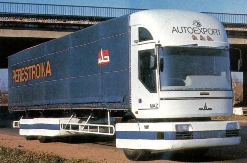 “奇葩”的MAZ-2000公路列车 战斗民族打破天花板的设计_搜狐汽车_搜狐网