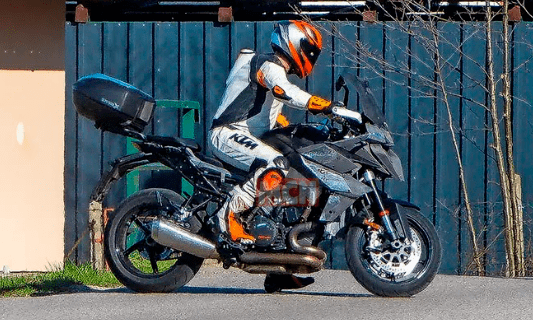 KTM 新款1290 GT路试照曝光..._搜狐汽车_搜狐网
