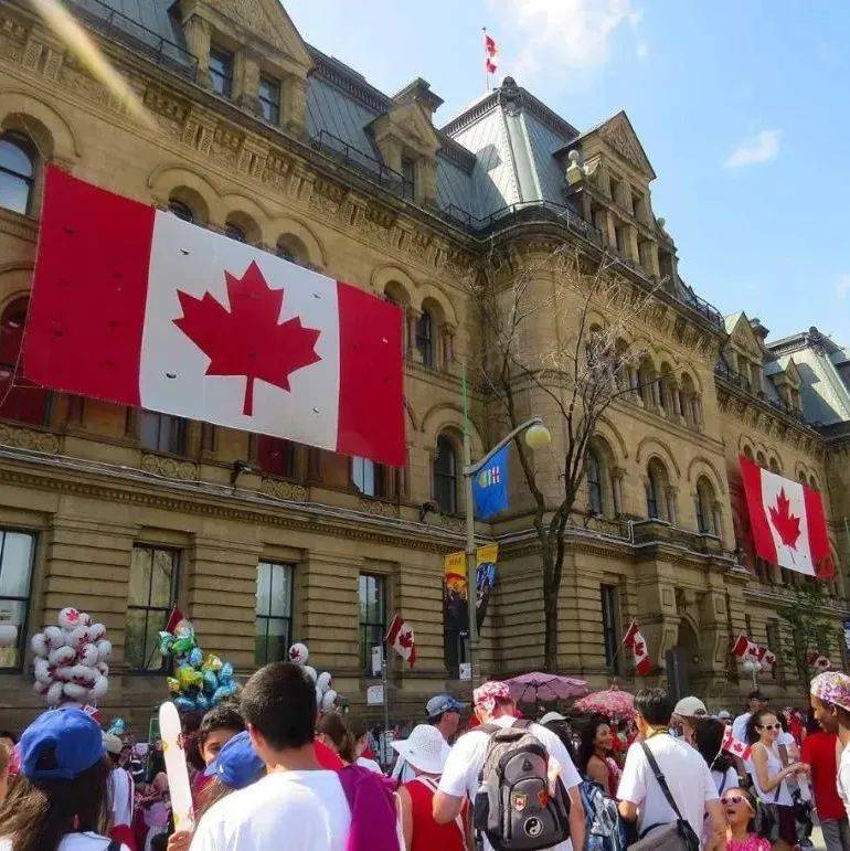 担心总被拒签？别再焦虑！大龄青年照样也能轻松移民！_留学_加拿大_申请人