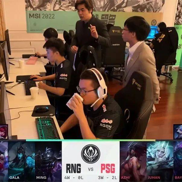 RNG十三分钟经济领先1万，虐泉双杀PSG豪取八连胜_格温_梦魇_耶戈