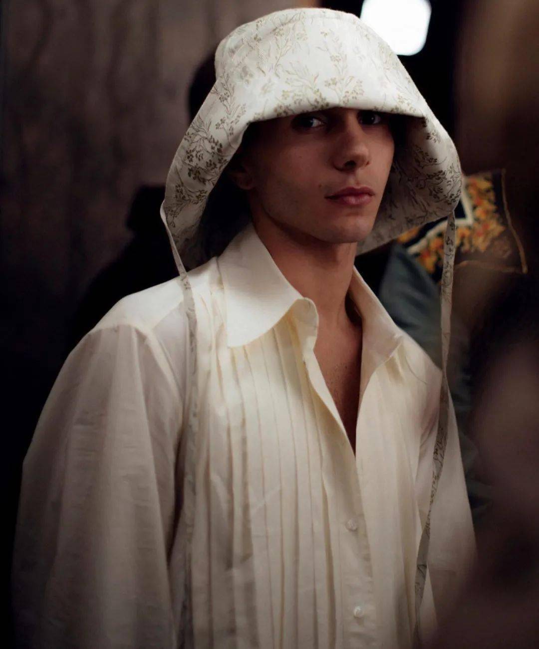 S.S DALEY 荣获 2022 年 LVMH大奖——新时代怪才设计师，在自由慵懒中夹杂诡异神秘的田园风，一眼令人惊艳_Steven ...