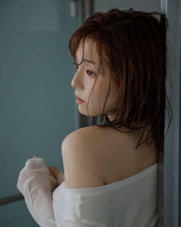 白白的香草冰淇淋!日本童颜女星 筱崎爱”美照赏写真年时血型