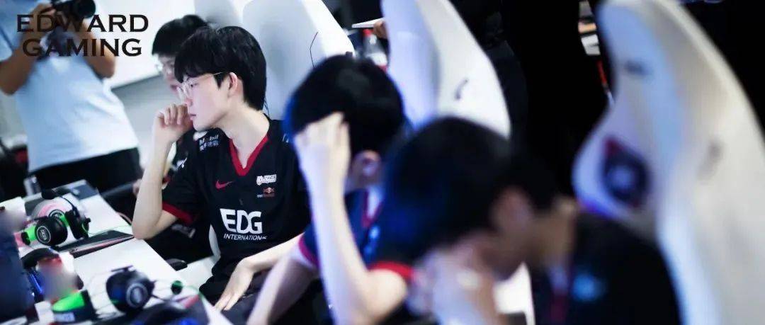 赛后战报丨2022LPL夏季赛常规赛赛报【EDG VS V5】_调整_vs_胜利