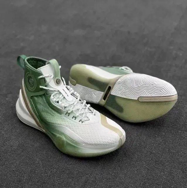 鞋图 | AG3谍照、yezzy创意花纹鞋；KD15 EYBL三配色_培训_鞋类_限额