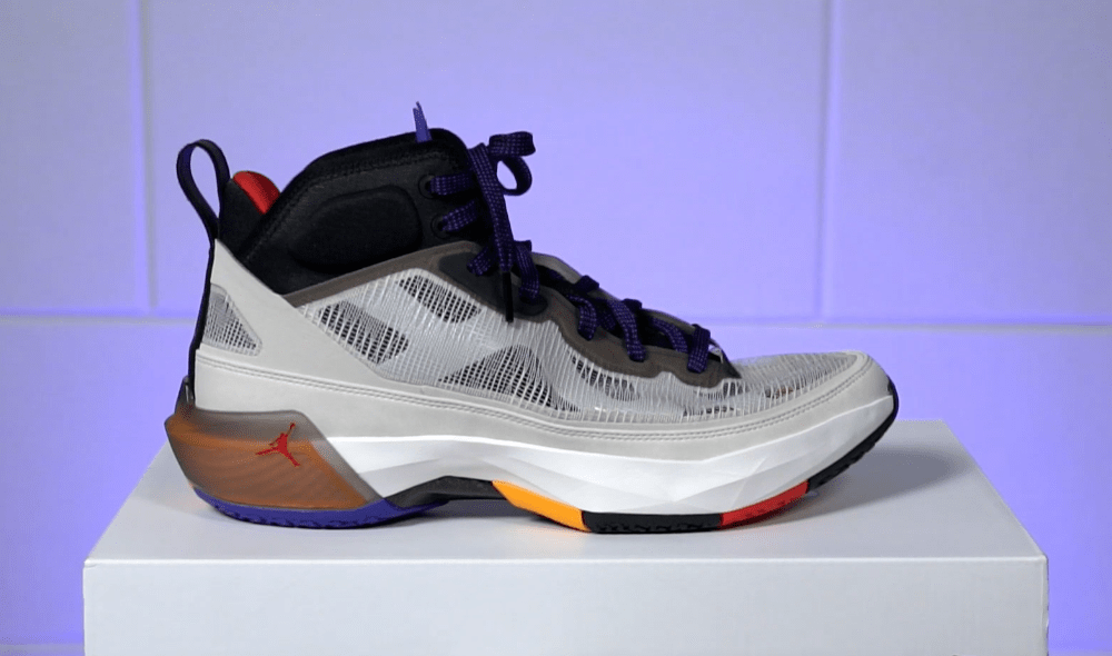 成功预测AJ37 ！那么AJ38... ｜ Air Jordan 37 开箱_刚性_设计_Zoom