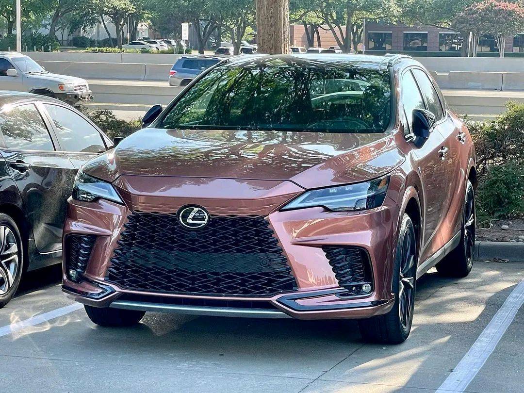 2023款雷克萨斯RX亮相，时尚靓丽，2.4T+8AT，运动范十足_搜狐汽车_搜狐网