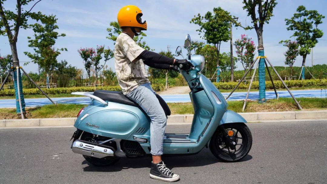 谁说复古踏板不讲究动力和配置？—14980元起大阳VRF150测评_搜狐汽车_搜狐网