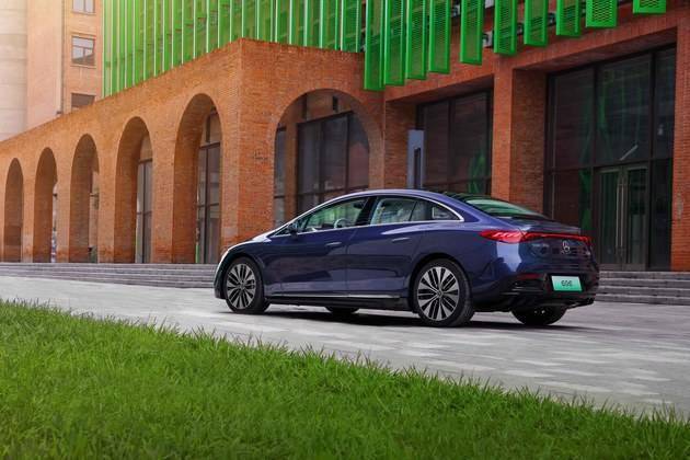 北京奔驰EQE上市 3款车型售52.8-58.5万元_搜狐汽车_搜狐网