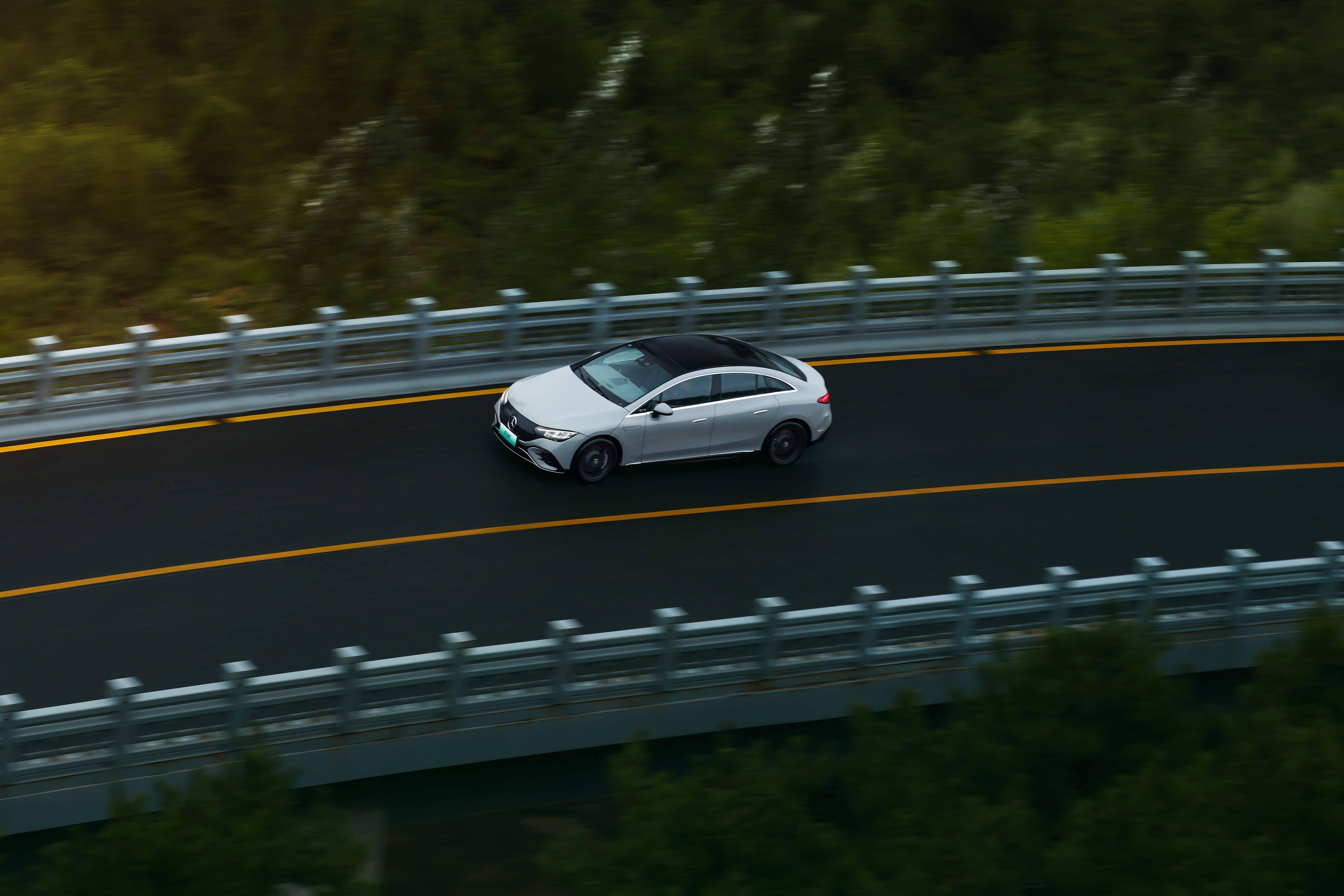 752公里超长续航，梅赛德斯-奔驰全新EQE正式上市_搜狐汽车_搜狐网