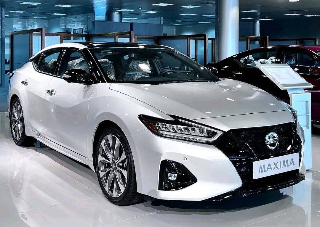 2023美版日产天籁：悬浮车顶，2.0T+CVT，尺寸超越本田雅阁，犀利_搜狐汽车_搜狐网