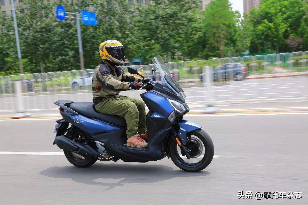 车评：成熟的变化，28800元的三阳JOYMAX F“九妹夫”会是顾家暖男之选吗？_搜狐汽车_搜狐网