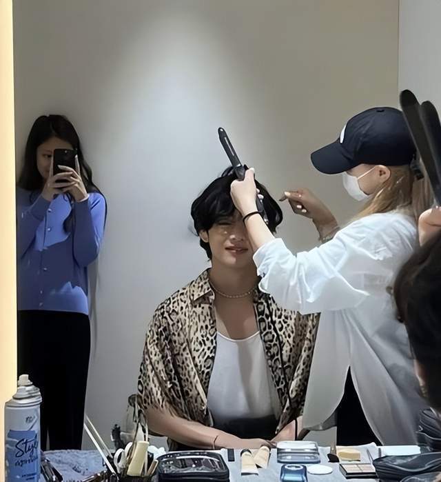 Jennie男友都是「男团成员」？GD权志龙、EXO Kai！YG小公主绯闻男友完整清单_网友_照片_关系