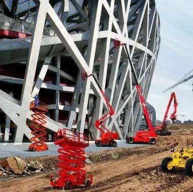 创新成就先进制造，让“临工重机制造”走向全球_发展_济南_企业