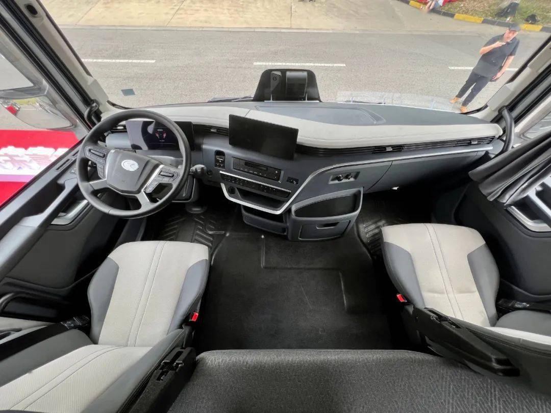 华菱S11/X9同步上市！38.3万起售！详细评测来了！_搜狐汽车_搜狐网