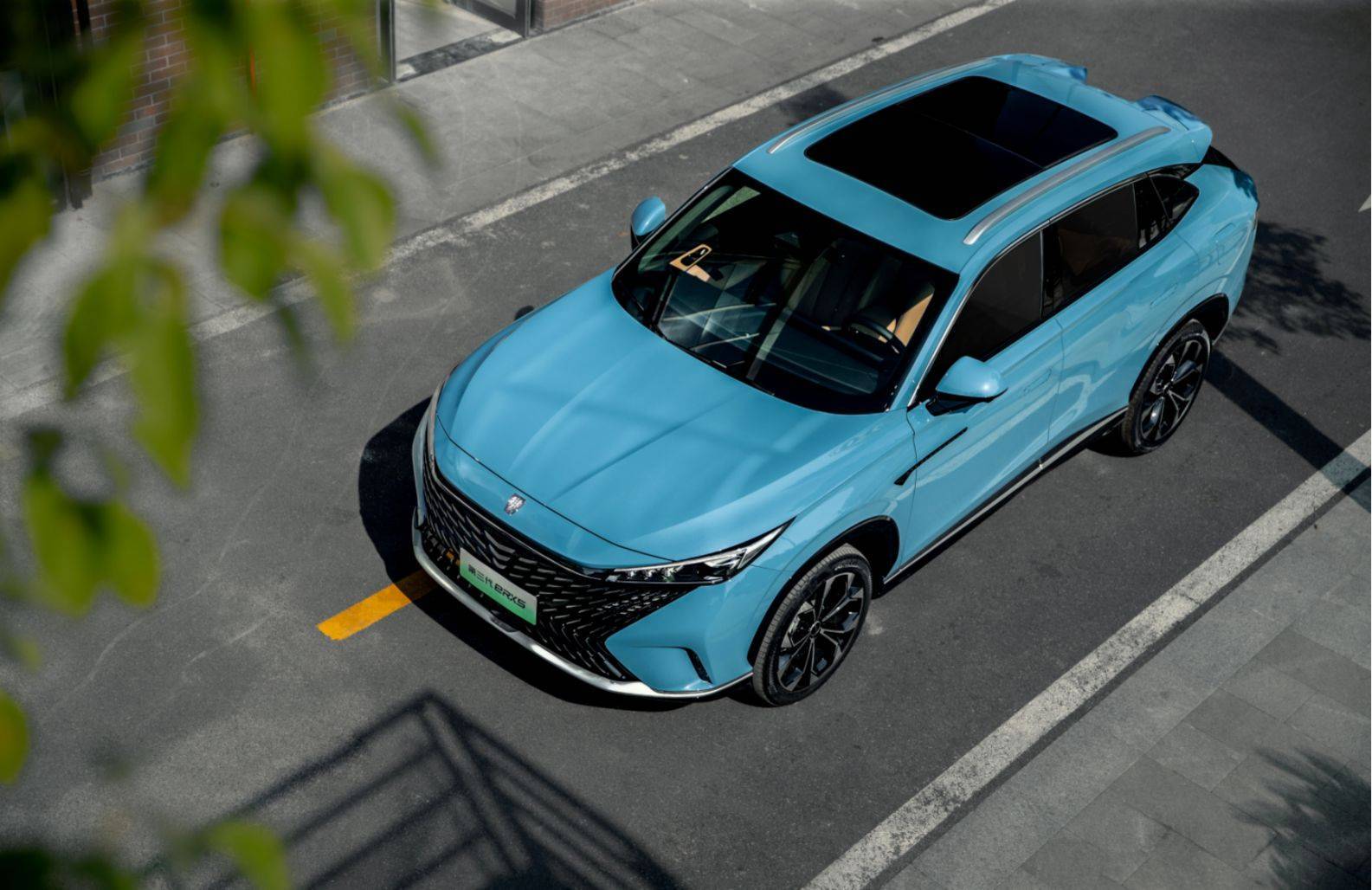 加油站克星！这车一箱油能跑1483km，居然只要15万？_搜狐汽车_搜狐网