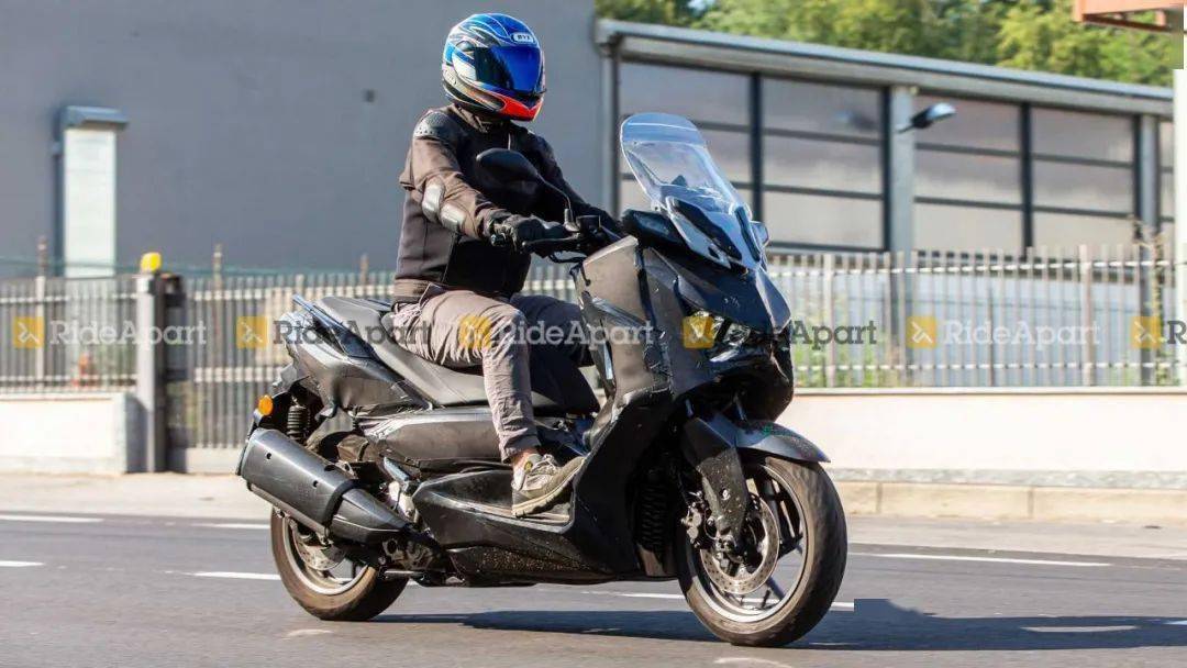 雅马哈XMAX300 改款！睽违6年首度新款谍照露出_搜狐汽车_搜狐网