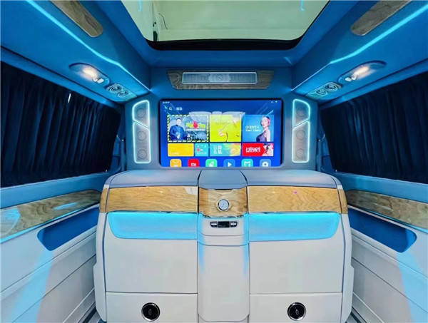 奔驰V260L定制奢华商务车,豪客V600四座头等舱_搜狐汽车_搜狐网