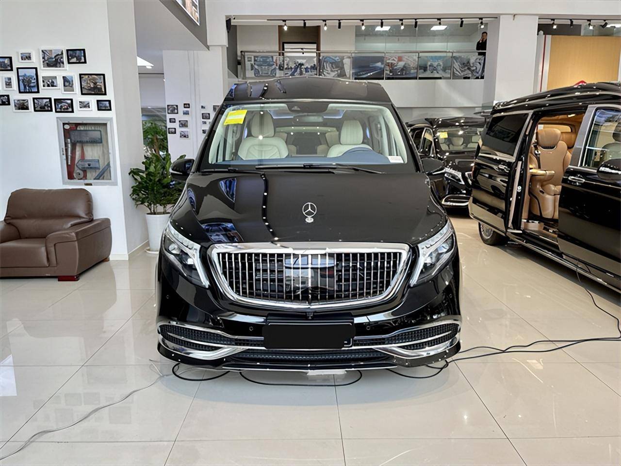 奔驰V260L商务车改装高顶七座上海现车特价回馈_搜狐汽车_搜狐网