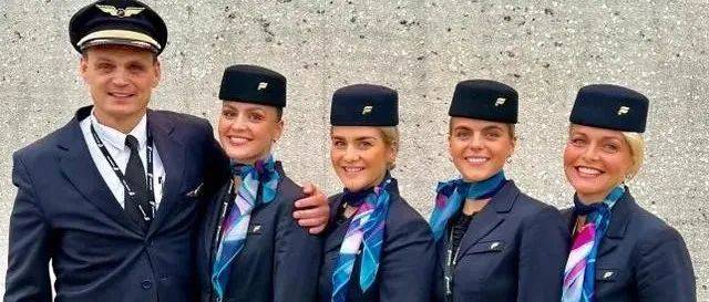 机长与妻子及三个女儿在同一航班上完成飞行任务_Ingvar_Nanna_华盛顿