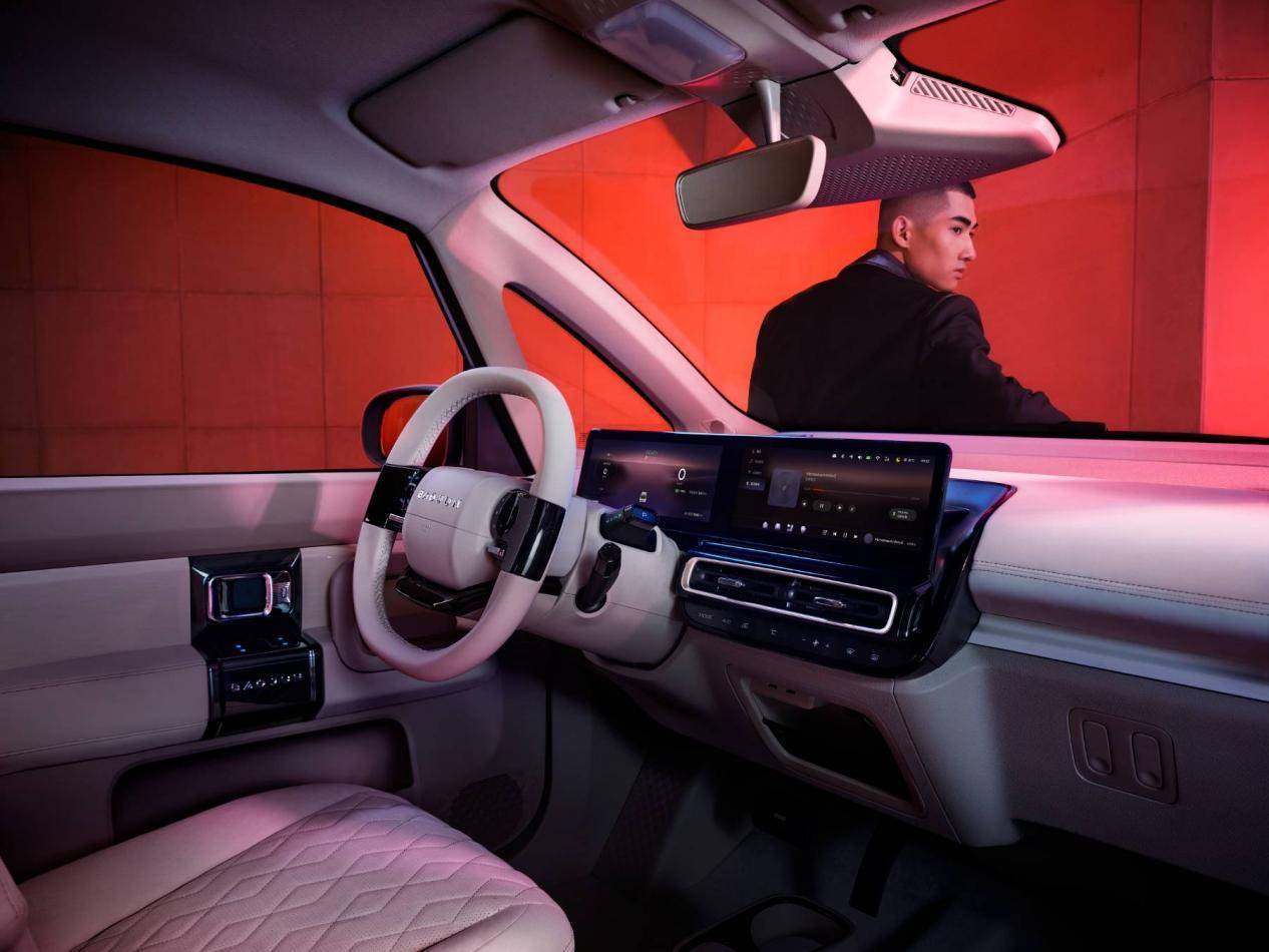 大疆L2辅助驾驶要花10万元，新款KiWi EV究竟值不值？_搜狐汽车_搜狐网