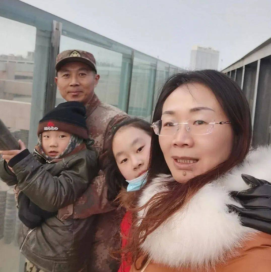 用情用心传道授业 清正廉明修身齐家——记全省最美家庭曾晓燕一家_教育_兰州_人生