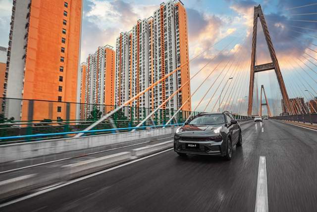 “混”在一起才叫潮流！领克01EM家族高能登场，玩转泉城_搜狐汽车_搜狐网