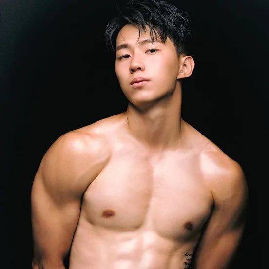 肌肉男@Wade Hsu_侵权_合作_洽谈