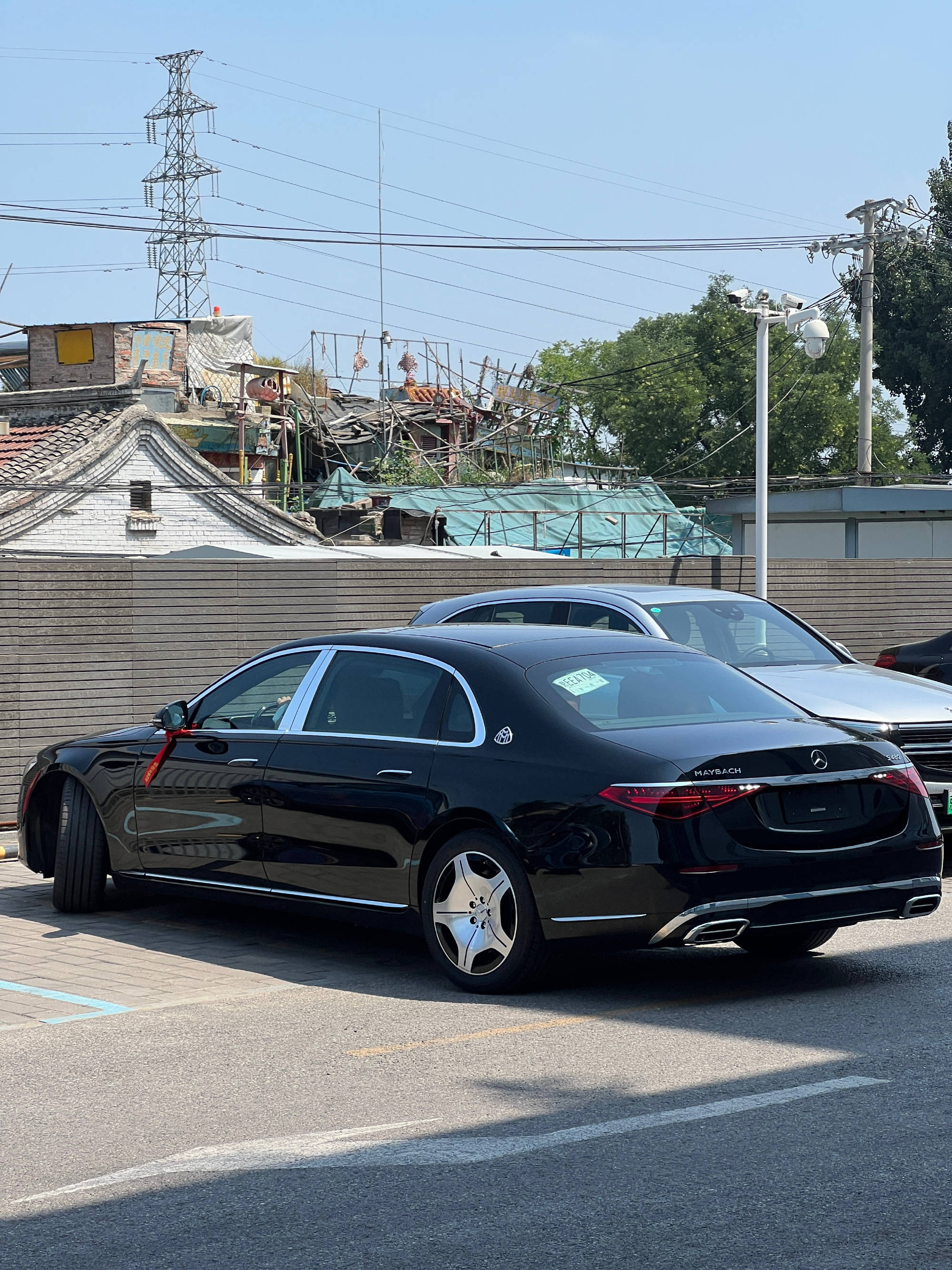 大奔就是大奔 这气场杠杠滴 迈巴赫S480 北京奔驰迈巴赫4S店 _搜狐汽车_搜狐网