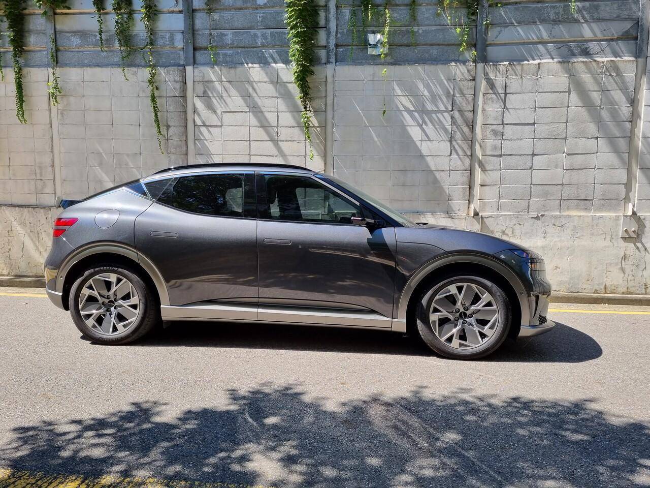 【韩系动向778】试驾捷尼赛思GV60，韩国高端电动车确实落后了！_搜狐汽车_搜狐网