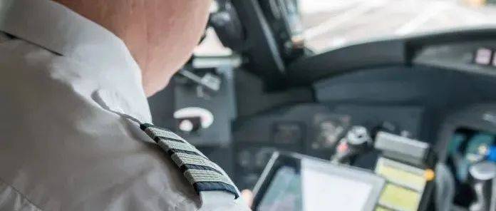 未来的EFB？听听Brian Norris的设想_航空_应用_飞行