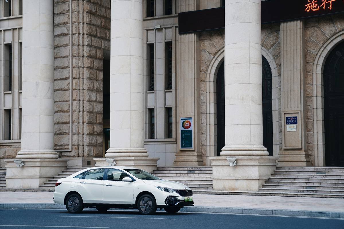 东风日产启辰D60EV PLUS补贴后售价12.98万元起_搜狐汽车_搜狐网