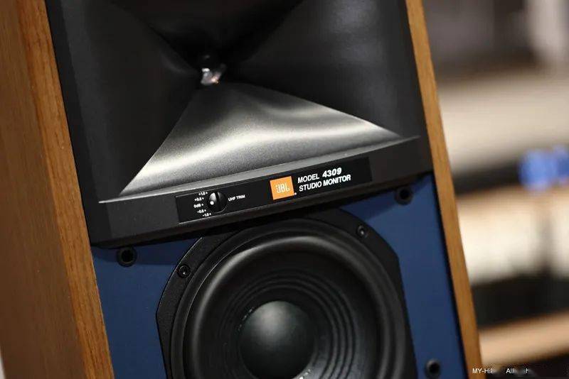 【器材测评】超过50年的监听音箱传奇，低调品味之选: JBL 4309书架音箱_系列_Altec_市场