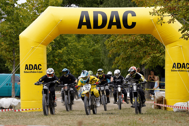 德国玩家已被这个新玩法种草！轻蜂耐力赛在德国比勒菲尔德开战！_搜狐汽车_搜狐网