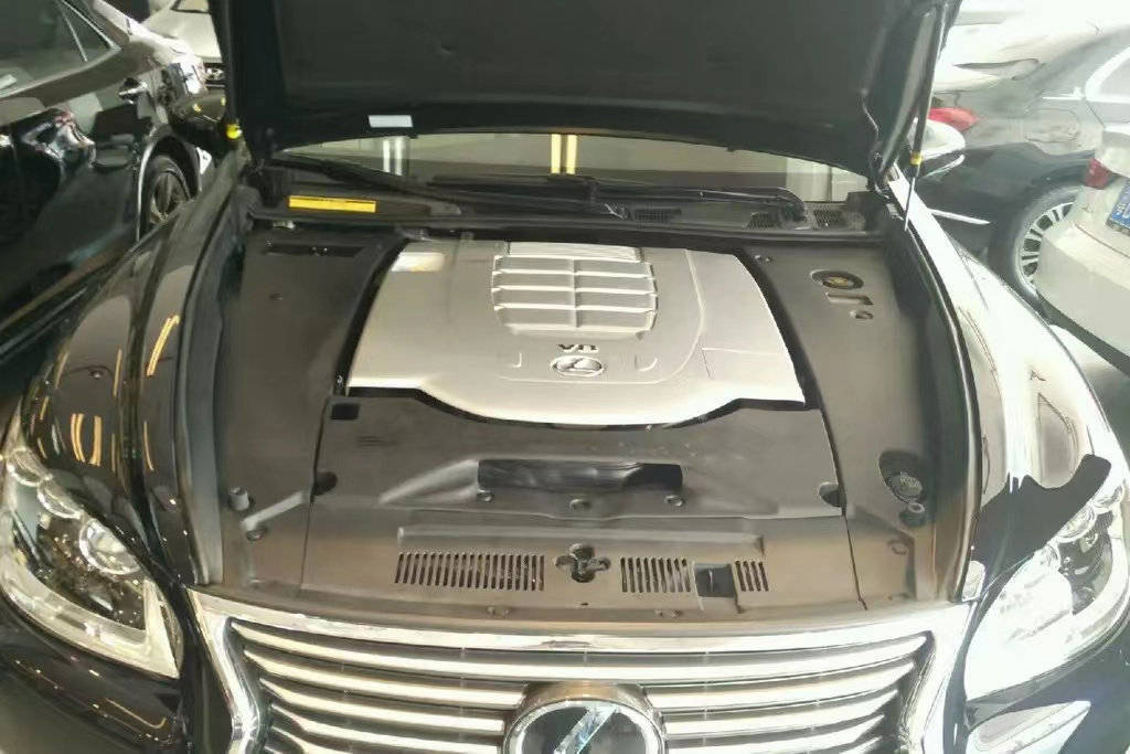 雷克萨斯LS300曝光，搭凯美瑞同款发动机，“大号ES”真来了？_搜狐汽车_搜狐网