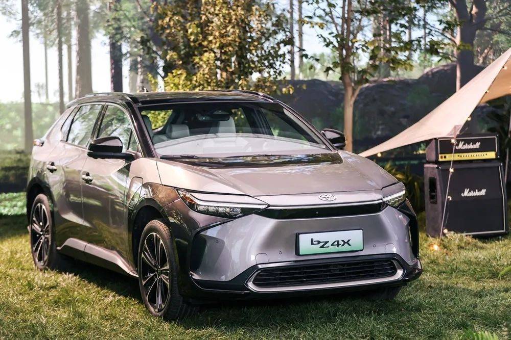 一汽丰田bZ4X上市，被丰田和比亚迪携手打造的bZ3抢了风头_搜狐汽车_搜狐网