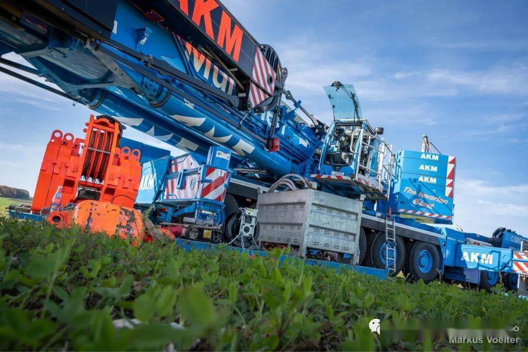 赏心悦目的起重美图，利勃海尔 LTM1650 AKM 吊装 Vestas 风机_搜狐汽车_搜狐网