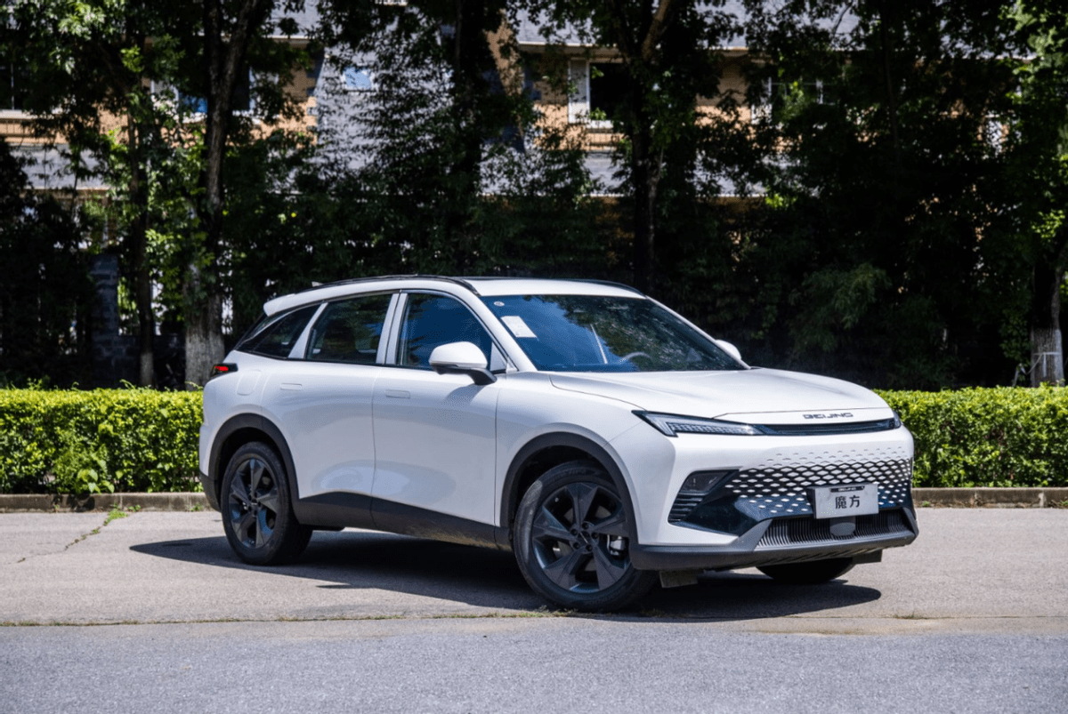 10万多的价格却能拥有越级体验，北汽魔方的双核鸿蒙有多强_搜狐汽车_搜狐网