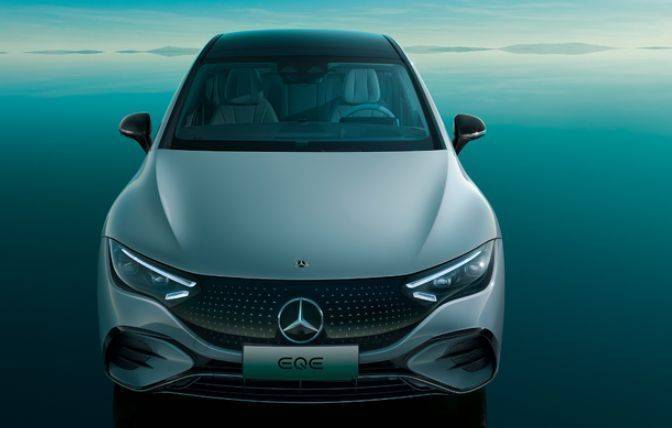 奔驰发布全新 EQE 电动轿车，虚实结合、万物共生_搜狐汽车_搜狐网