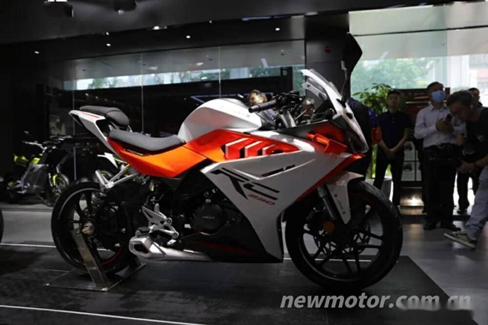 旗舰级运动巡航RA900领航宗申舰队，十余款新车抢先亮相_搜狐汽车_搜狐网