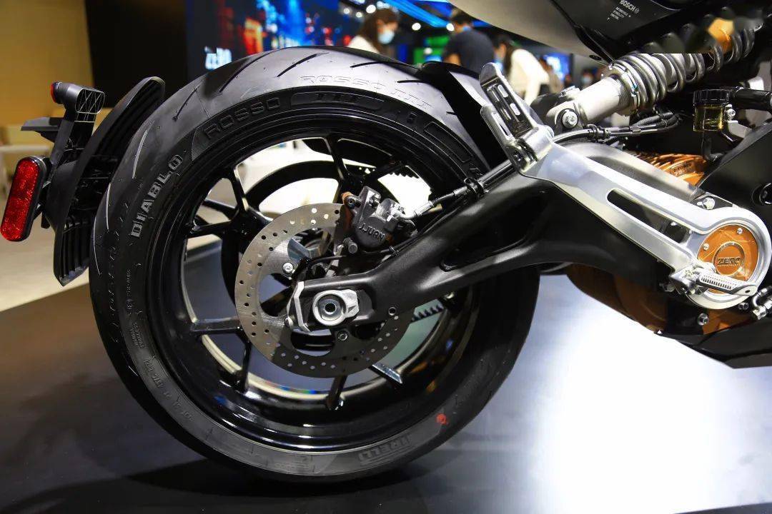 电摩先驱ZREO Motorcycles进入中国市场，畅销车型SR/S、SR、FXE正式发布！_搜狐汽车_搜狐网