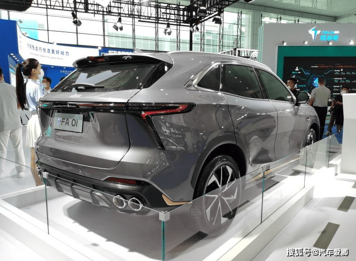 五粮液打造的全新SUV，轴距2820mm，搭载2.0T有254马力，造型犀利_搜狐汽车_搜狐网
