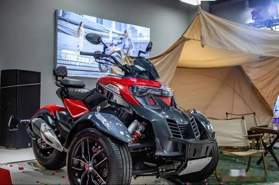 “国产庞巴迪”终于亮相：吉铭推出坦途TT300，吉利汽车有点意思_搜狐汽车_搜狐网