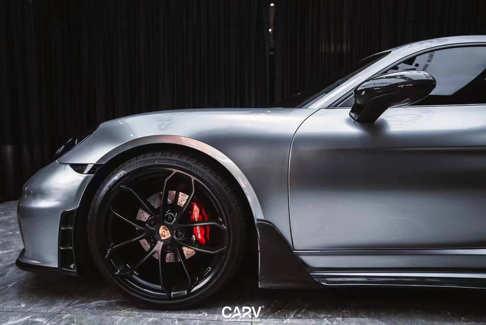 保时捷718卡孚CARV改色膜白金GT银，经典的银色系_搜狐汽车_搜狐网