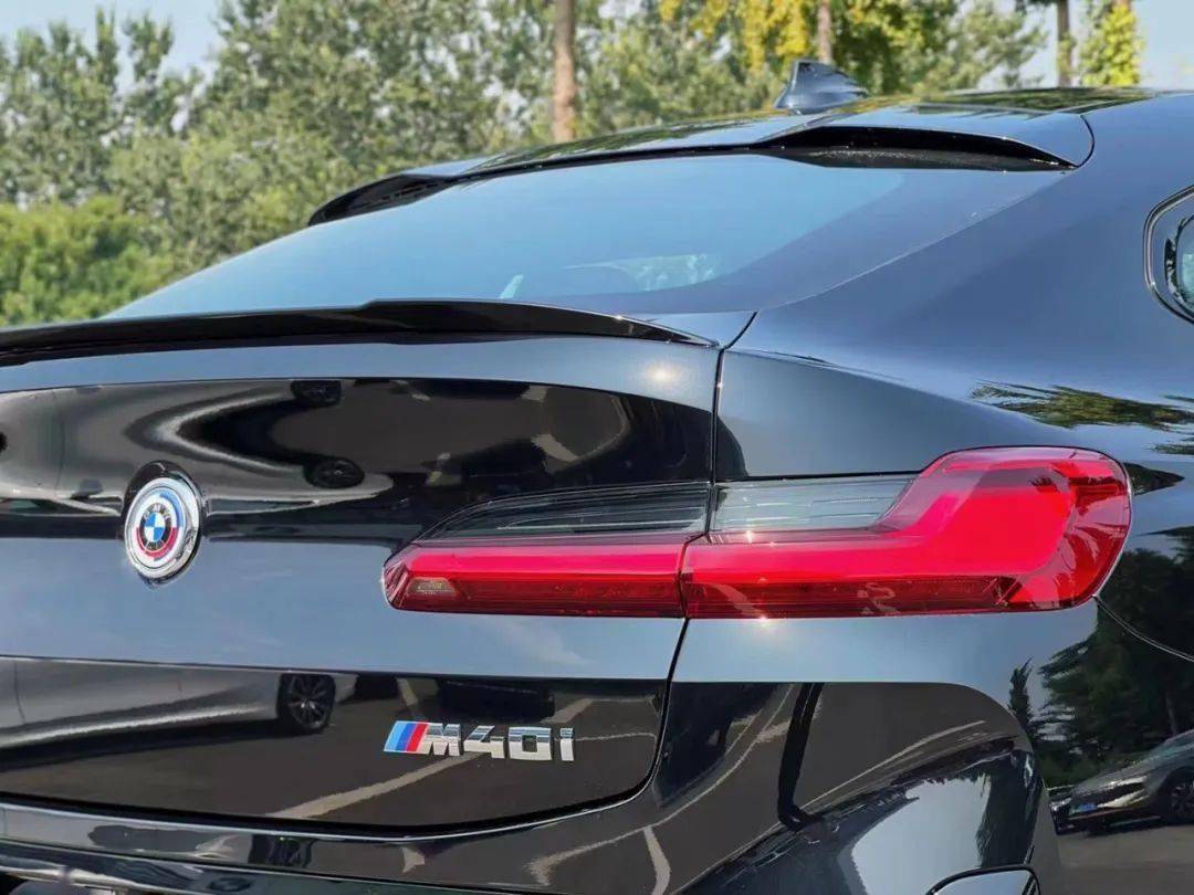 为什么说全新宝马X3 M40i/X4 M40i是同级别最值得买的新车？_搜狐汽车_搜狐网