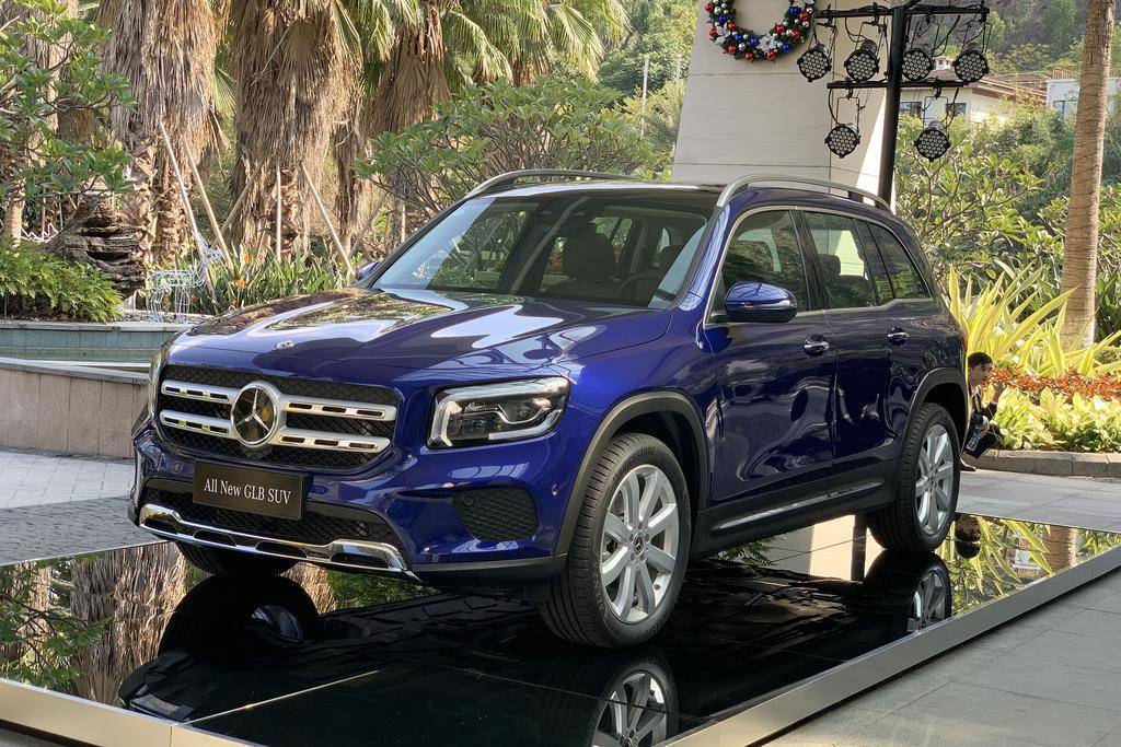 奔驰紧凑型SUV，奔驰GLB_搜狐汽车_搜狐网