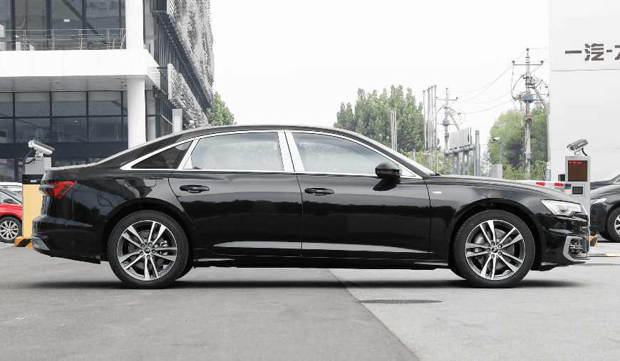 想买豪华中大型轿车，沃尔沃S90对比奥迪A6L，究竟该如何选？_搜狐汽车_搜狐网