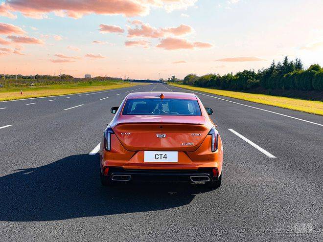后驱+8AT的凯迪拉克CT4 25T车型仅21.97万起_搜狐汽车_搜狐网