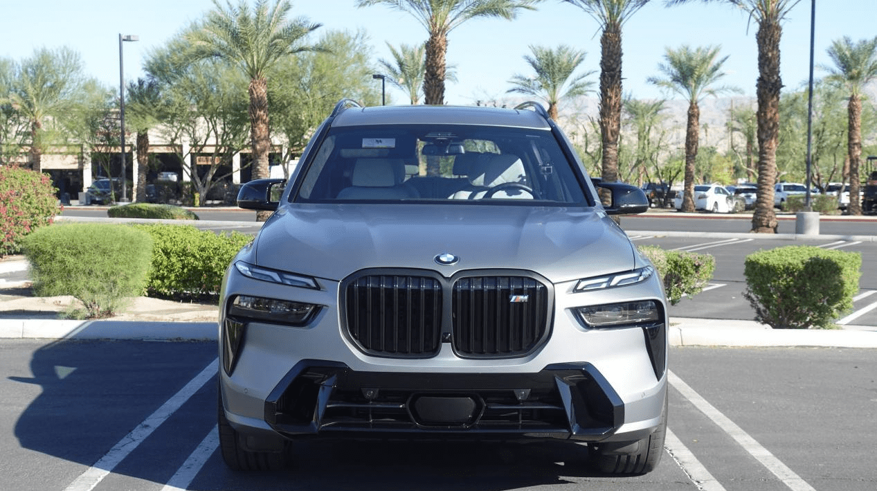 4.4T V8+8AT，530马力，车长超5.1米，大6座！_搜狐汽车_搜狐网