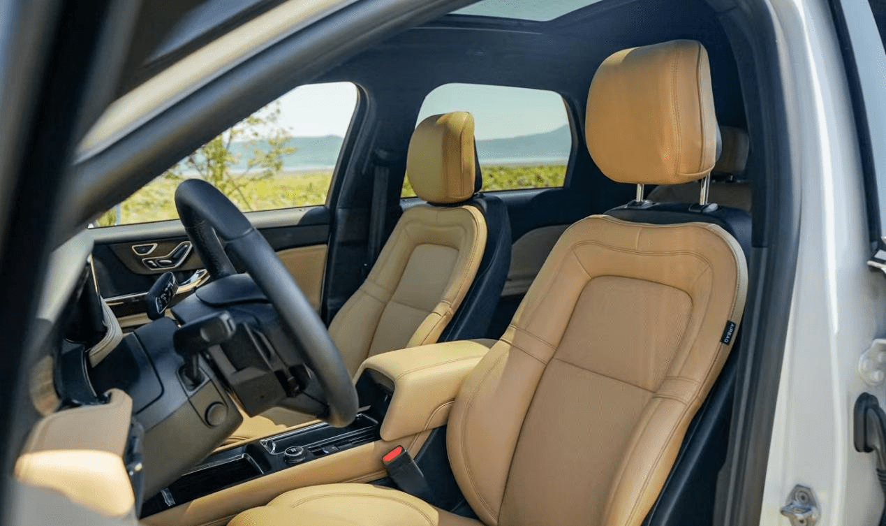 2.0T+8AT，配置空间领先同级BBA，还优惠13000，最大短板是油耗？_搜狐汽车_搜狐网